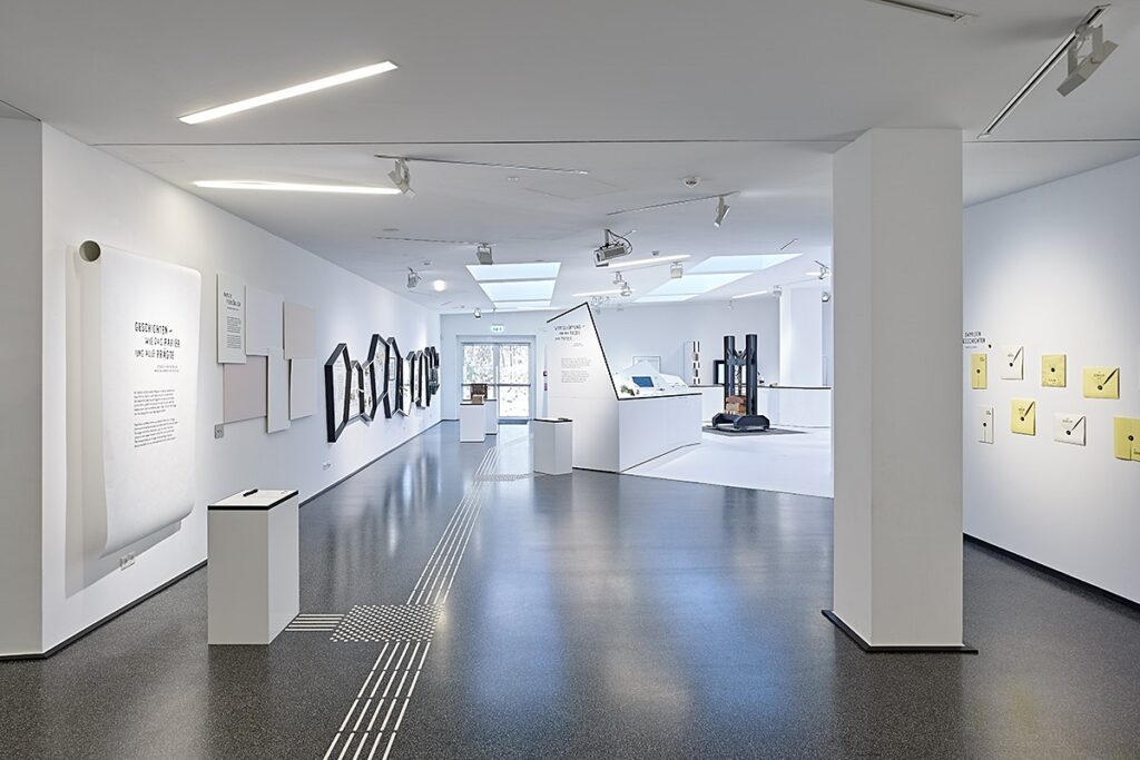 Paper Museum – stoanc